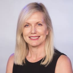 Jennifer Lile's Instagram, Twitter & Facebook on IDCrawl