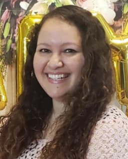 Nancy Guzman's Instagram, Twitter & Facebook on IDCrawl