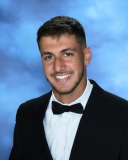 Moriches teen earns full Army ROTC scholarship to Penn State