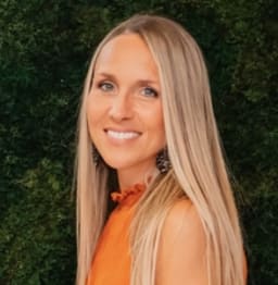 Michelle Kuehn's Instagram, Twitter & Facebook on IDCrawl