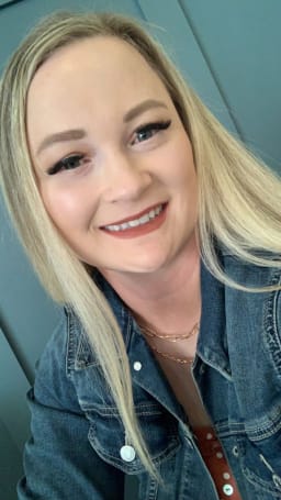 Mandy Johnson's Instagram, Twitter & Facebook on IDCrawl