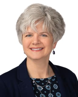 Jennifer Holcomb's Instagram, Twitter & Facebook on IDCrawl