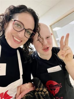 Angie Bay's Instagram, Twitter & Facebook on IDCrawl