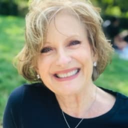 Mindy Ng's Instagram, Twitter & Facebook on IDCrawl