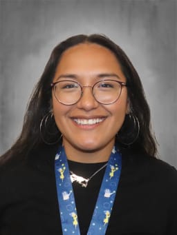 Julie Reyna's Instagram, Twitter & Facebook on IDCrawl