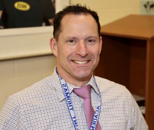 Dean Simmons's Instagram, Twitter & Facebook on IDCrawl