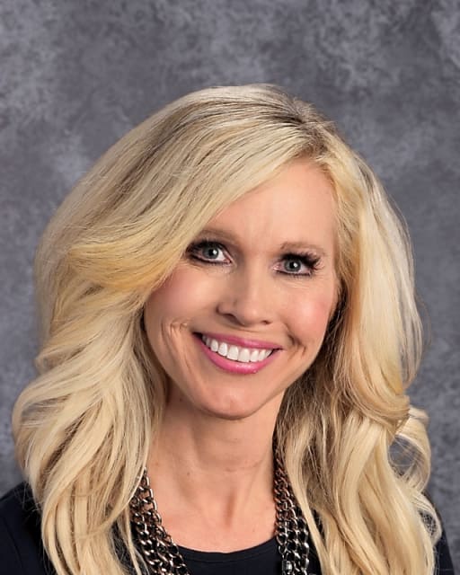 Lisa Larkin's Instagram, Twitter & Facebook on IDCrawl