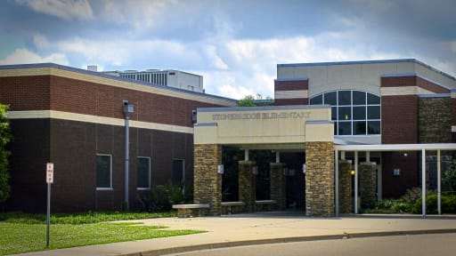 stonebridge school logo