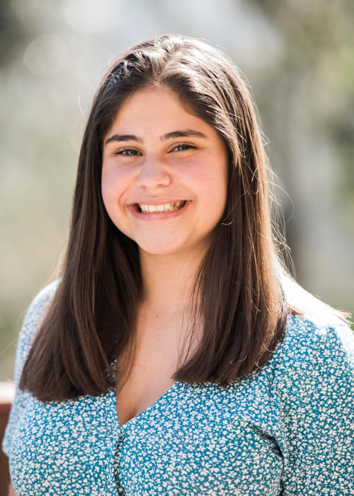 Madeline Booth's Instagram, Twitter & Facebook on IDCrawl