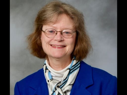 Lisa Levesque's Instagram, Twitter & Facebook on IDCrawl