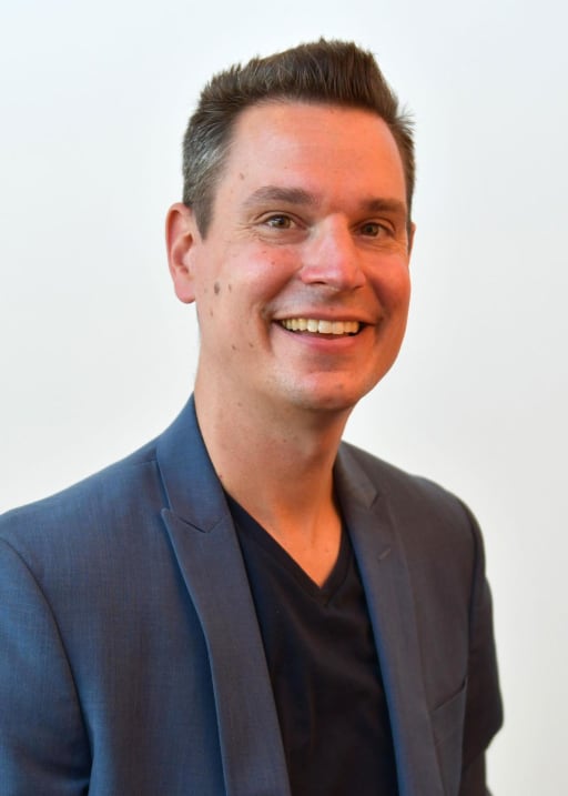 Robin Bone's Instagram, Twitter & Facebook on IDCrawl