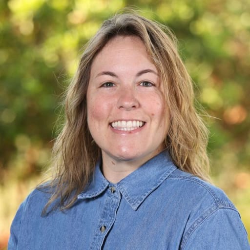 Amber Carpenter's Instagram, Twitter & Facebook on IDCrawl