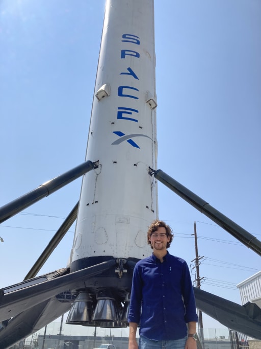 spacex rocket human comparison