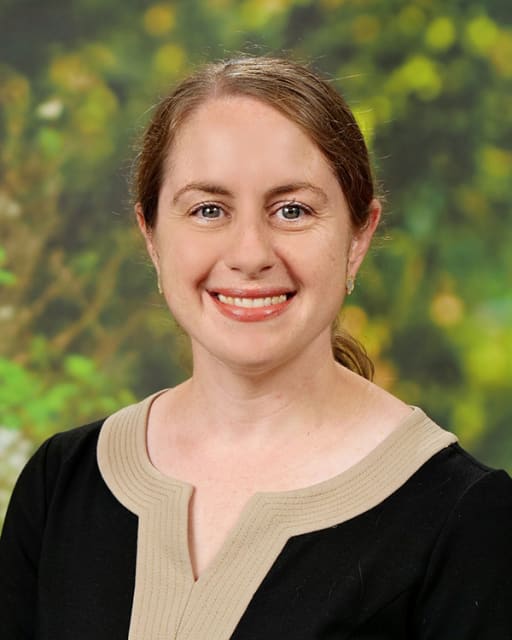 Lori Whitacre's Instagram, Twitter & Facebook on IDCrawl