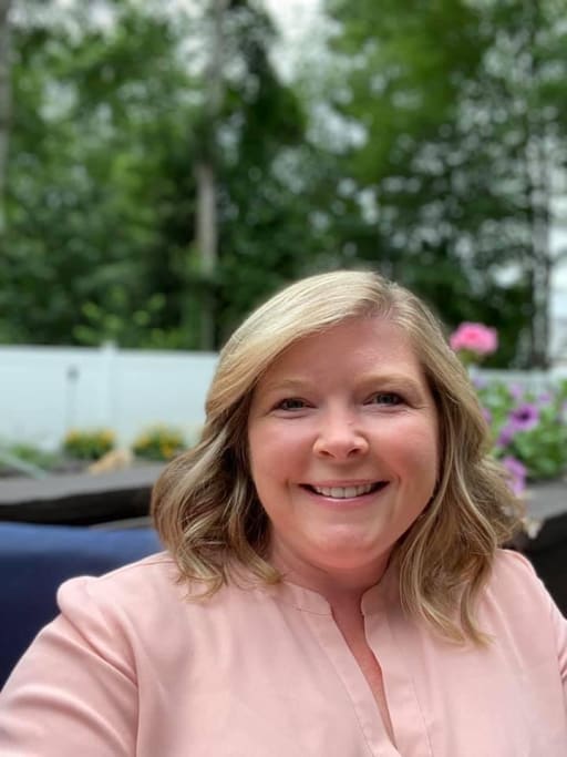 Amanda Rowe's Instagram, Twitter & Facebook on IDCrawl