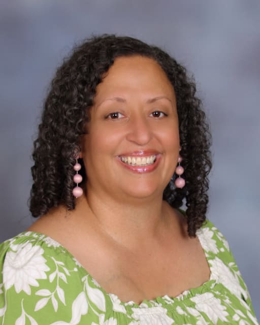 Lisa Frost's Instagram, Twitter & Facebook on IDCrawl