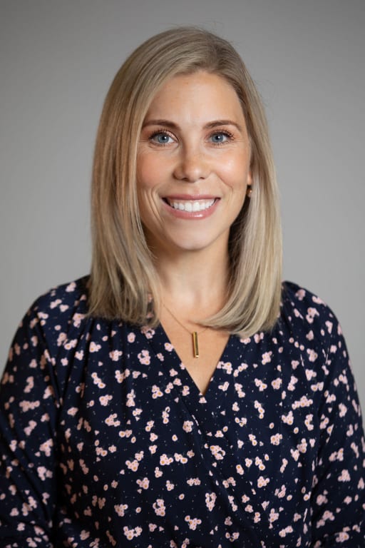 Karen Muth's Instagram, Twitter & Facebook on IDCrawl