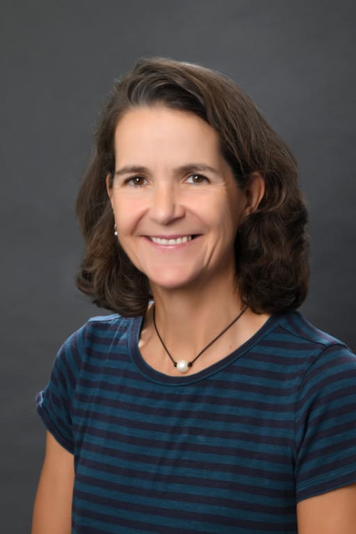 Stephanie Ressler's Instagram, Twitter & Facebook on IDCrawl