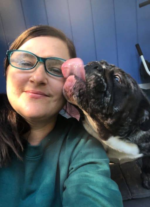 Michelle Riddell's Instagram, Twitter & Facebook on IDCrawl