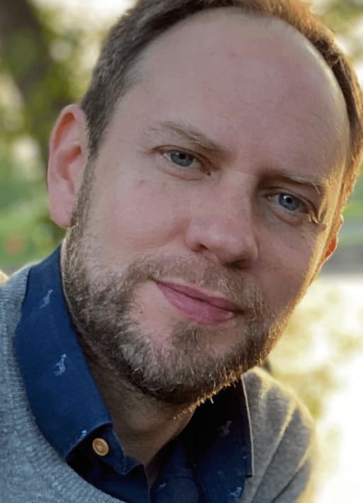 Alistair Macdonald's Instagram, Twitter & Facebook on IDCrawl