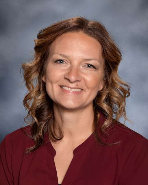 Elisabeth Thompson's Instagram, Twitter & Facebook on IDCrawl