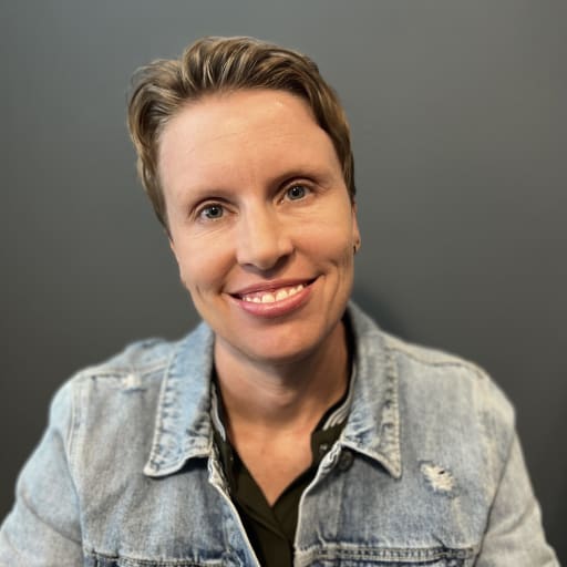 Rebecca Haire's Instagram, Twitter & Facebook on IDCrawl