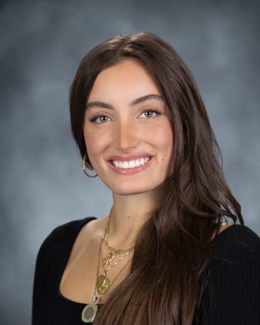 Lily Flaherty's Instagram, Twitter & Facebook on IDCrawl