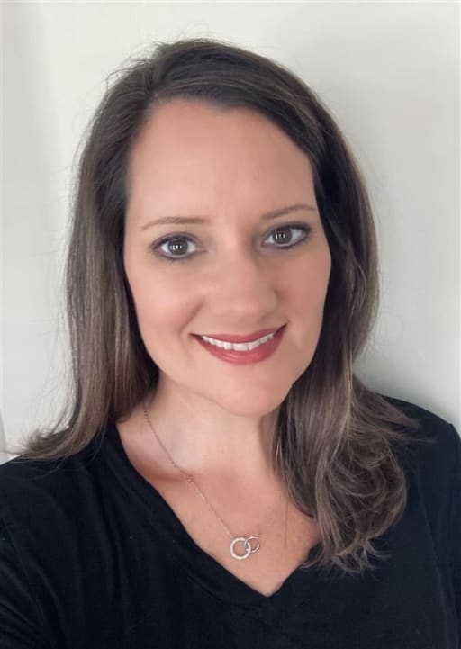 Amanda Holly's Instagram, Twitter & Facebook on IDCrawl