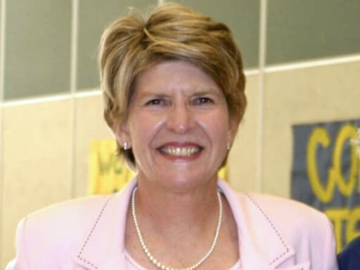 Mary Glavin's Instagram, Twitter & Facebook on IDCrawl