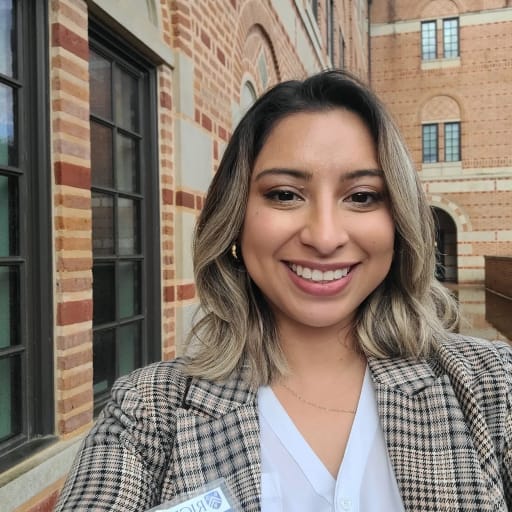 Isamar Lopez's Instagram, Twitter & Facebook on IDCrawl