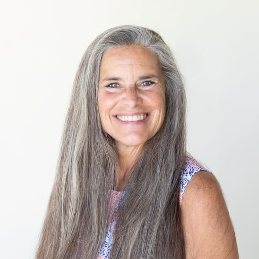 Suzanne Rossi's Instagram, Twitter & Facebook on IDCrawl