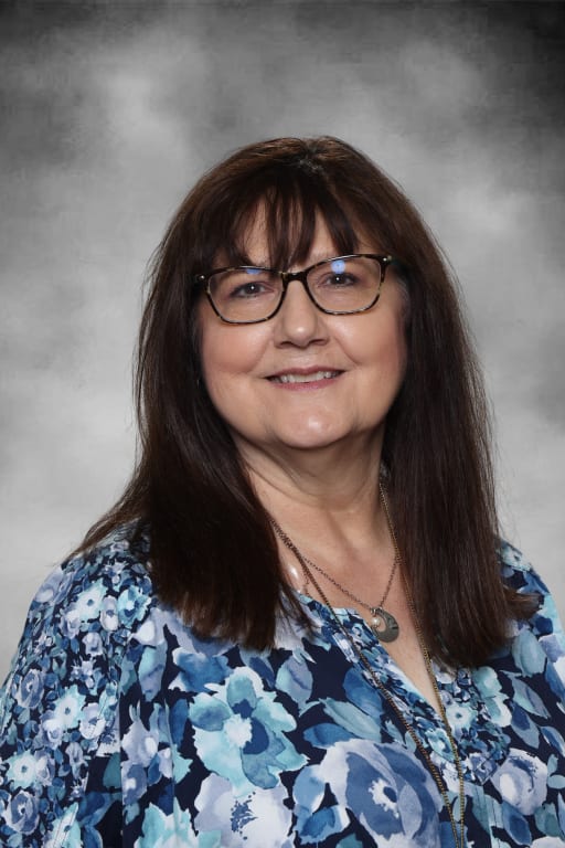 Lisa Bole's Instagram, Twitter & Facebook on IDCrawl