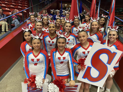 Cheer High School Valencia Ca Varsity Cheer Competes At National