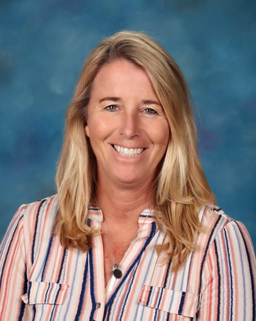 Karen Roth's Instagram, Twitter & Facebook on IDCrawl