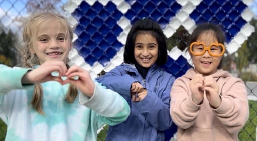 Students at Clyde Hill pose for a picture outside
