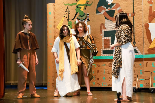 Middle School Drama Club