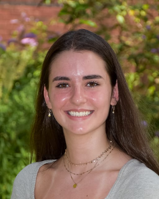 Sarah Coady's Instagram, Twitter & Facebook on IDCrawl