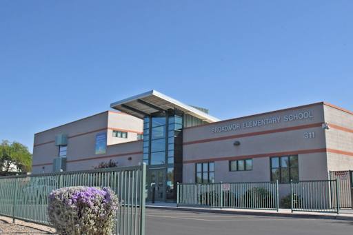 broad peak elementary