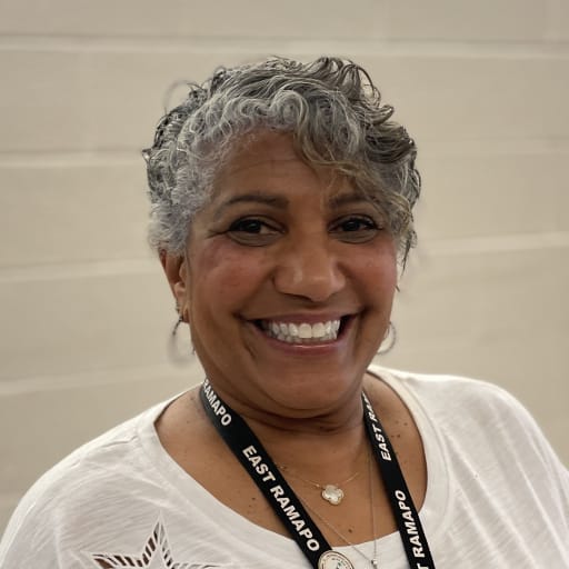 Jackie East's Instagram, Twitter & Facebook on IDCrawl