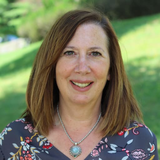 Jackie East's Instagram, Twitter & Facebook on IDCrawl