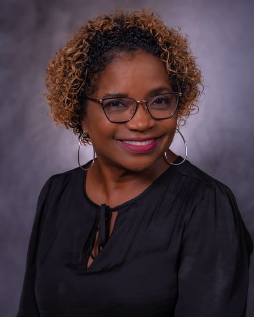 Jacqueline Roche's Instagram, Twitter & Facebook on IDCrawl