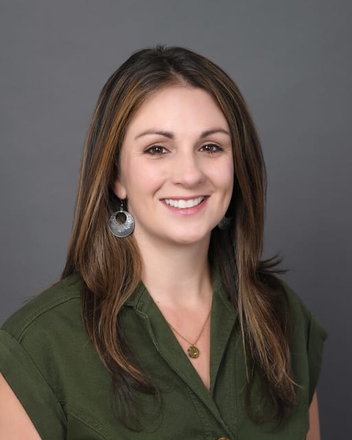 Stephanie Ressler's Instagram, Twitter & Facebook on IDCrawl