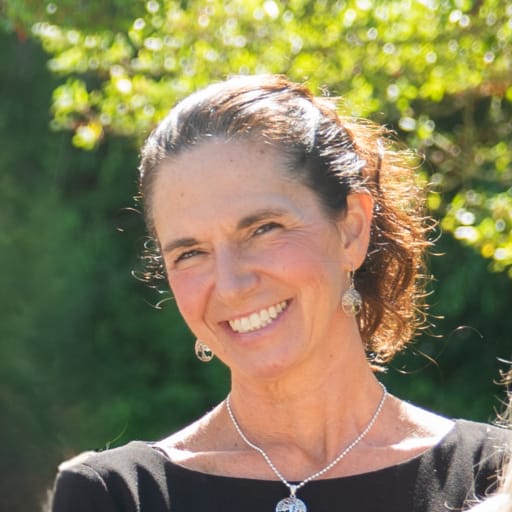 April Collins's Instagram, Twitter & Facebook on IDCrawl
