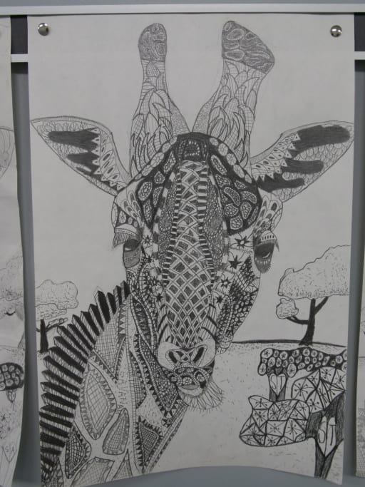 how to draw geoffrey the giraffe