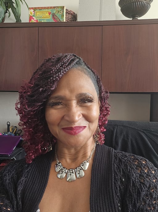 Jennifer Herrell's Instagram, Twitter & Facebook on IDCrawl