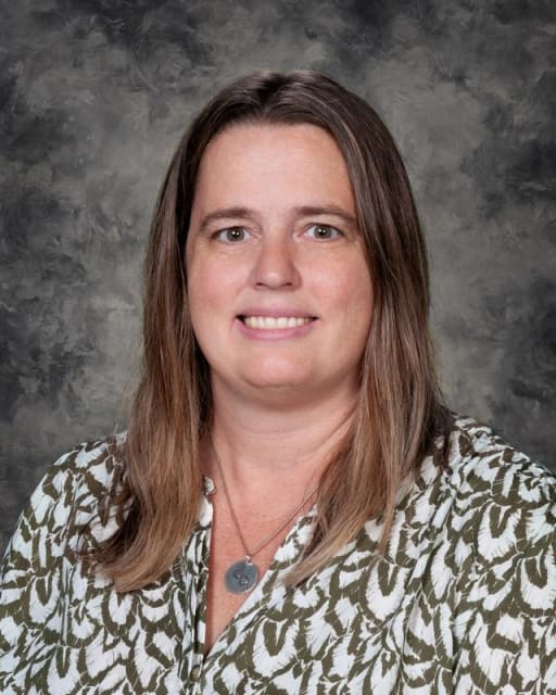 Christina Walker's Instagram, Twitter & Facebook on IDCrawl