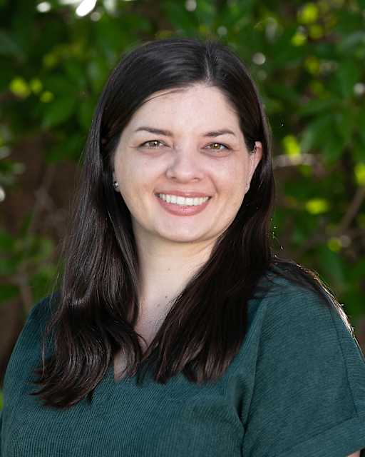 Danielle Bates's Instagram, Twitter & Facebook on IDCrawl