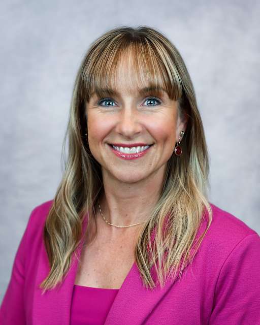 Liz Morehead's Instagram, Twitter & Facebook on IDCrawl