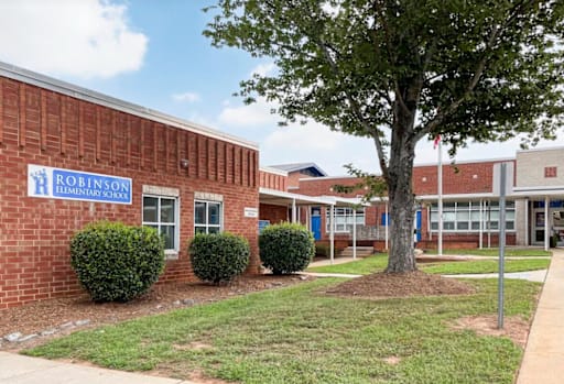 andrew robinson elementary