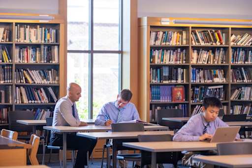 georgetown prep seal